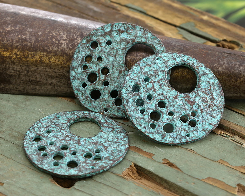 Mykonos Copper (plated) Patina Space Stencil Coin Focal Link 35mm