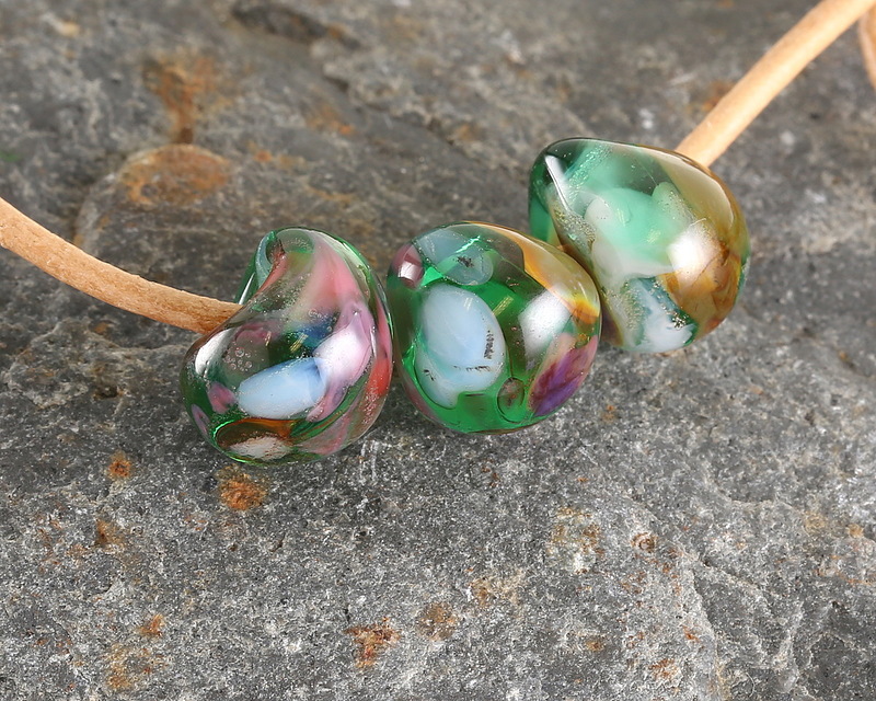 Unicorne Beads Glass Sea Turtle Teardrop 9-10mm
