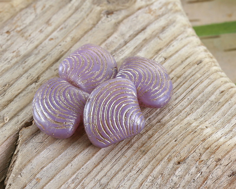 Czech Glass Matte Thistle w/ Platinum Clam Shell Bead 15x18mm