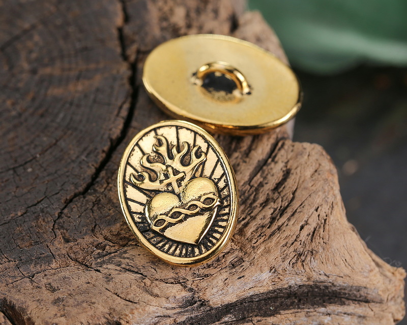 TierraCast Antique Gold Plated Sacred Heart Charm Button 13x19mm