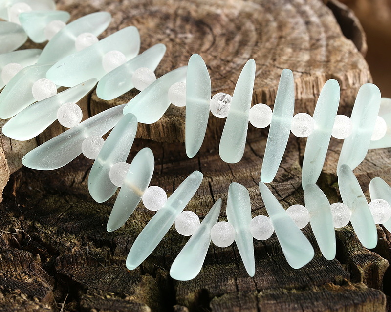 Seafoam Beach-Style Glass Fish Bone 3-4x20-25mm