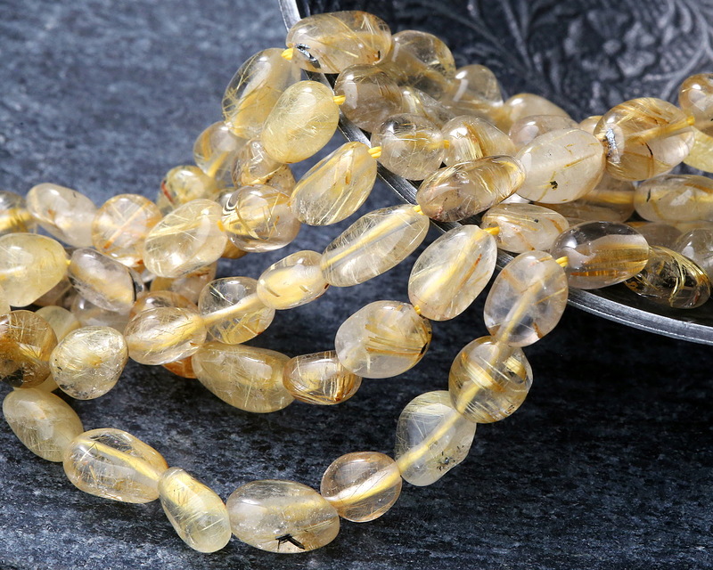 Rutilated Quartz (Light) Pebble 6-10x6-8mm
