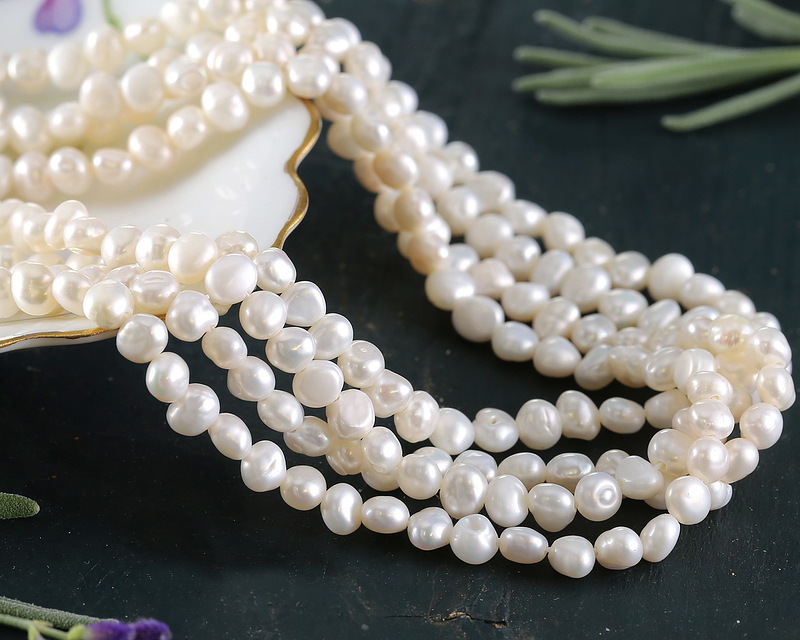 Pearly White Small Potato Pearl 3-4x4-5mm