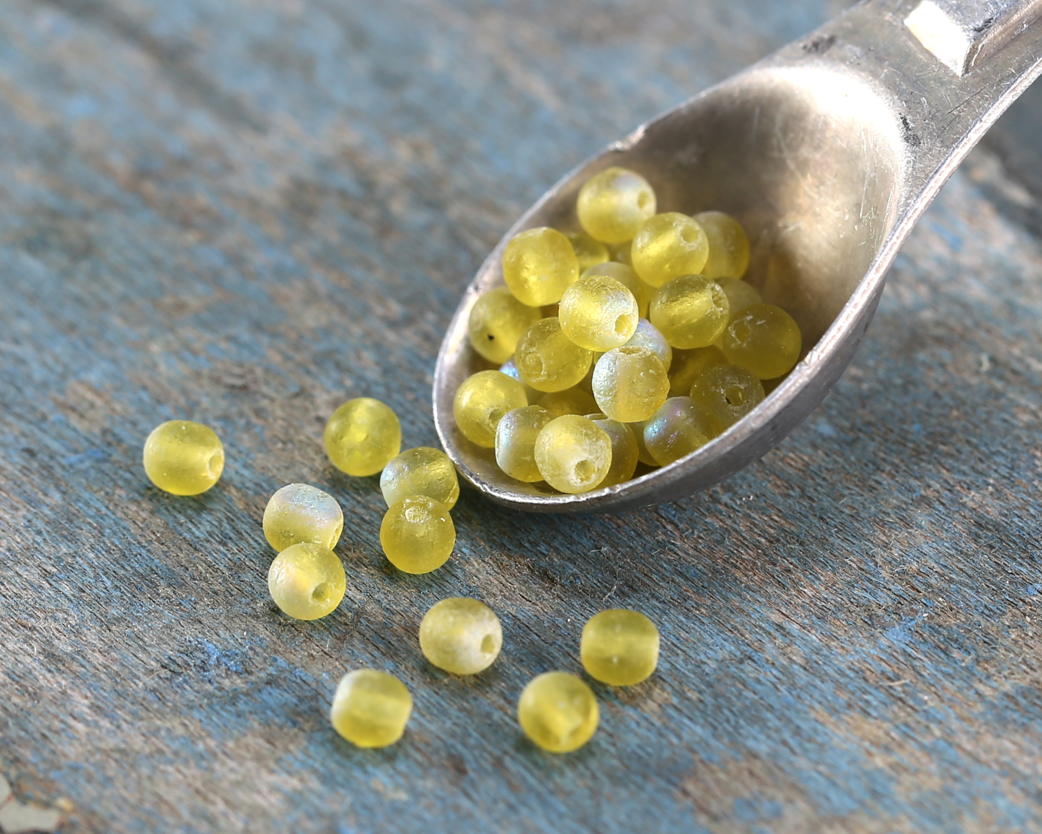 Czech Glass Textured Olive AB Round Druk 3mm