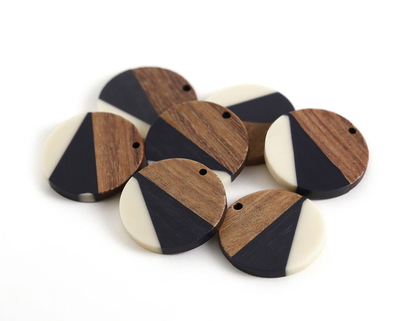 Walnut Wood & Vogue Resin Coin Focal 28mm