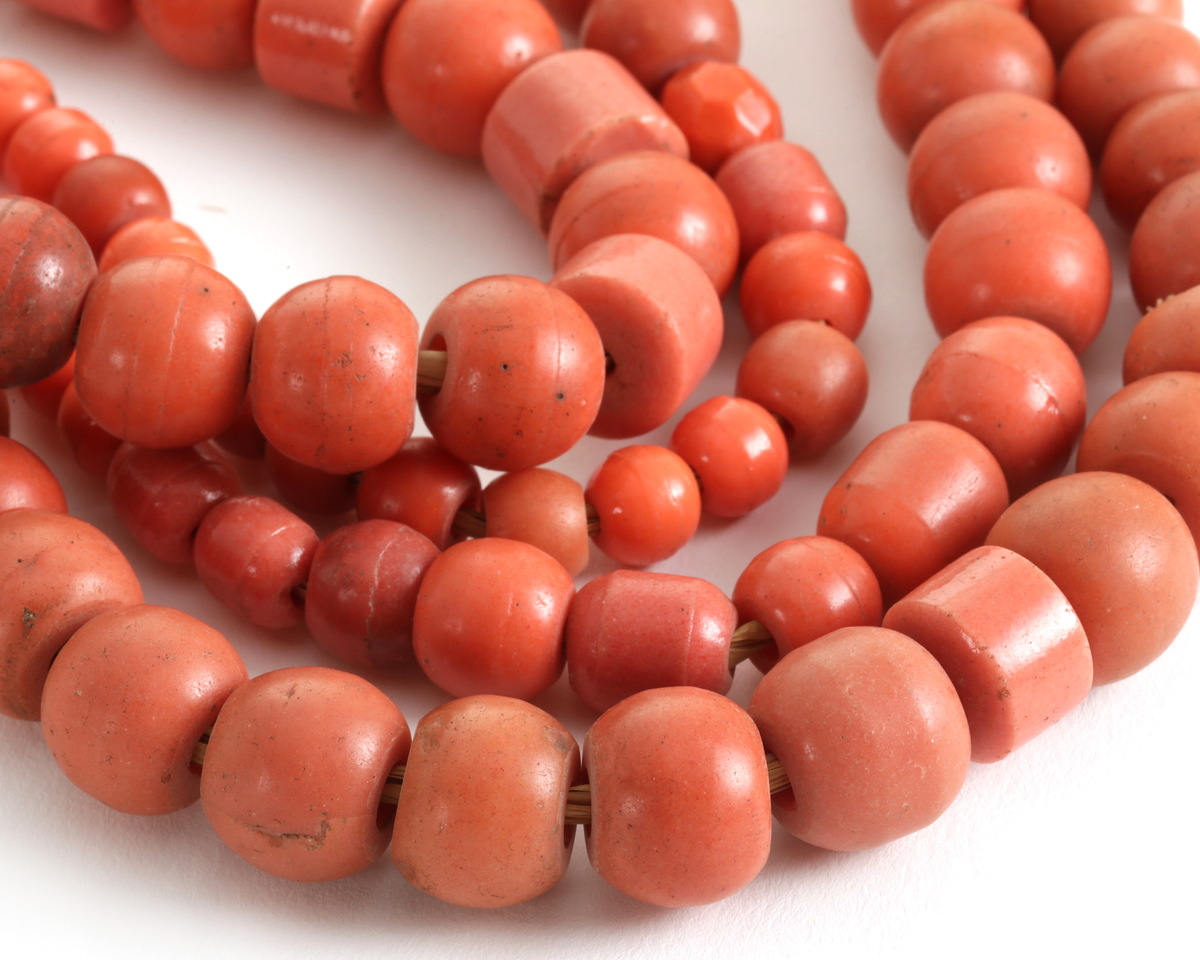 African Glass Graduated Coral Olumbo Beads 7-9x12-14mm